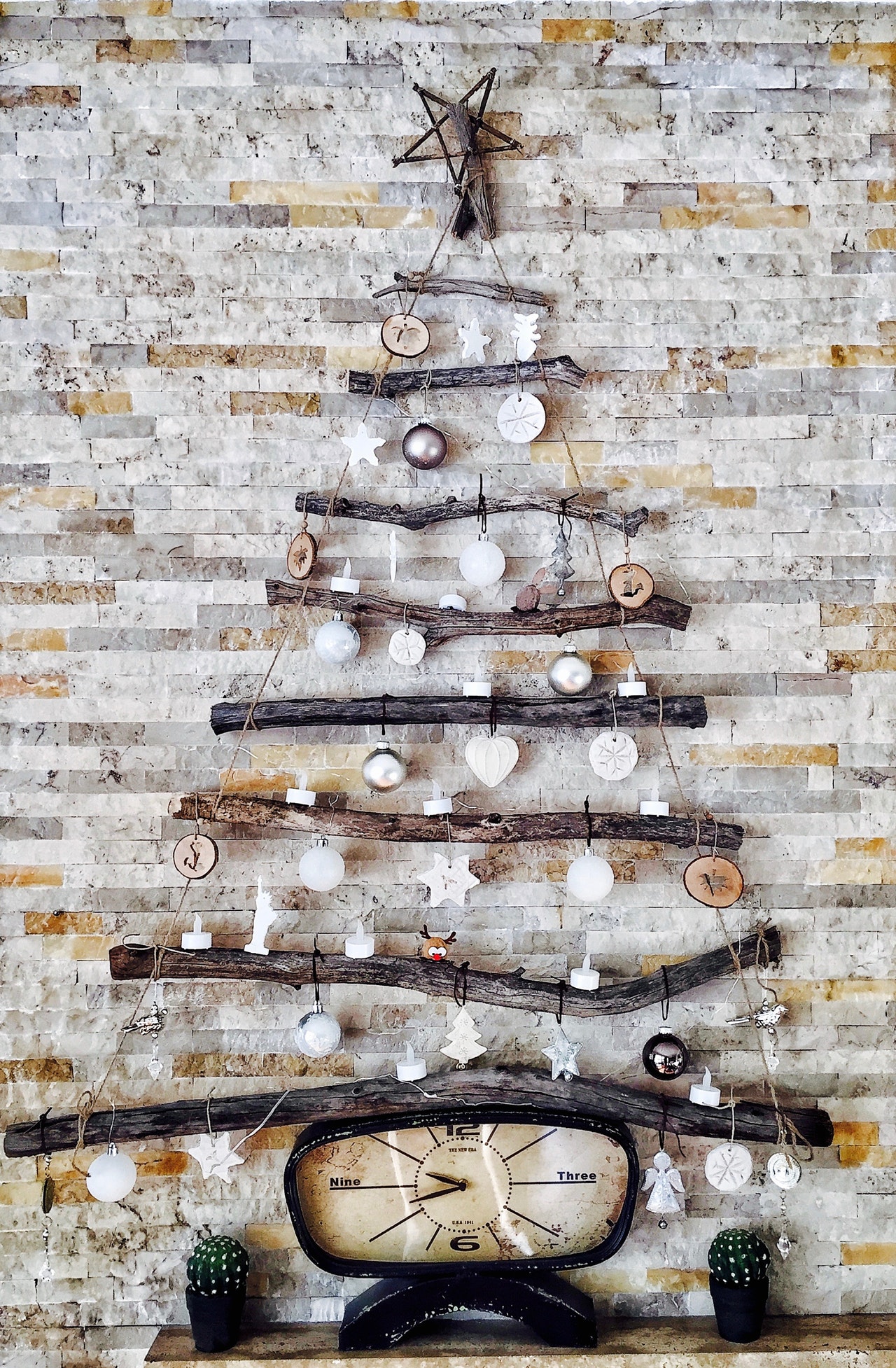 Christmas Decorating Tips Barnes Blinds christmas-decorating-tips-barnes-blinds